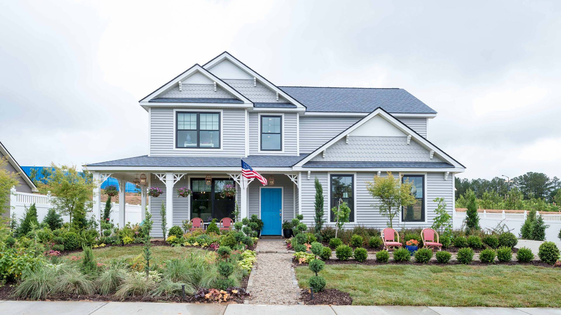 6 Reasons You'll Love Luxury Vinyl Siding | What's the Best Vinyl Siding?